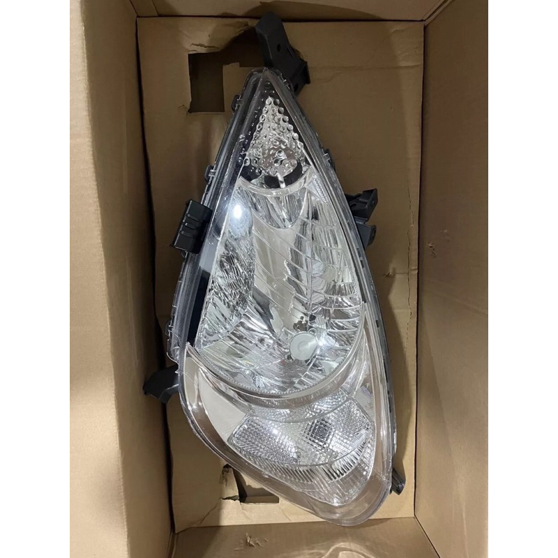 Jual Head lamp lampu depan innova inova 2004 2005 2006 2007 2008 2009 ...