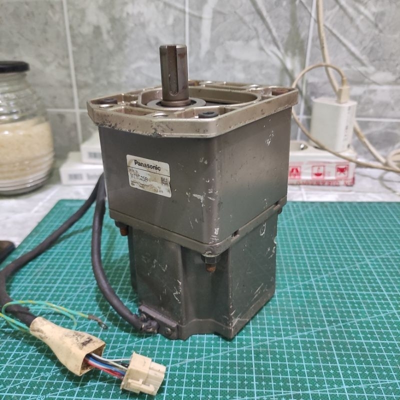 Jual PANASONIC MOTOR SERVO STEPPER MOTOR GEARBOX MZ9G25B | Shopee Indonesia