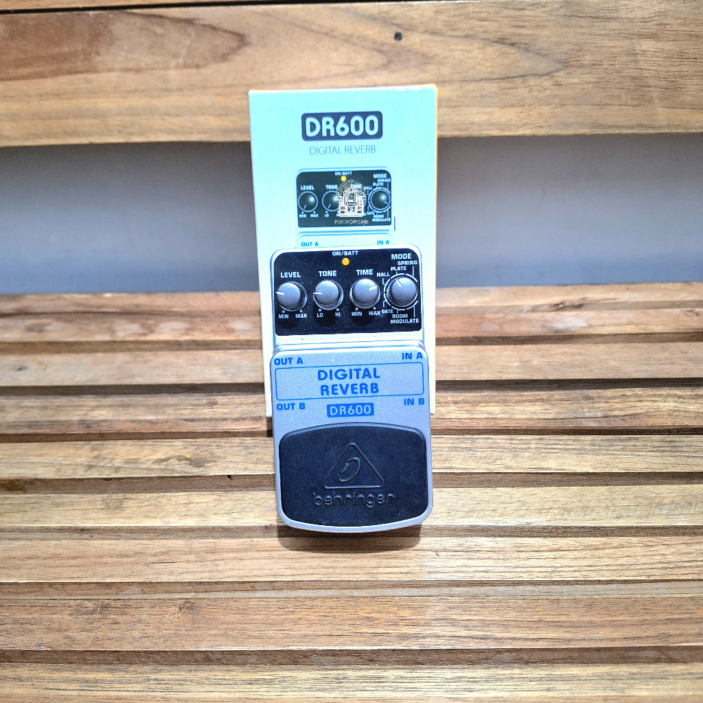 Jual Behringer DR600 Digital Reverb Stomp Pedal | Shopee Indonesia