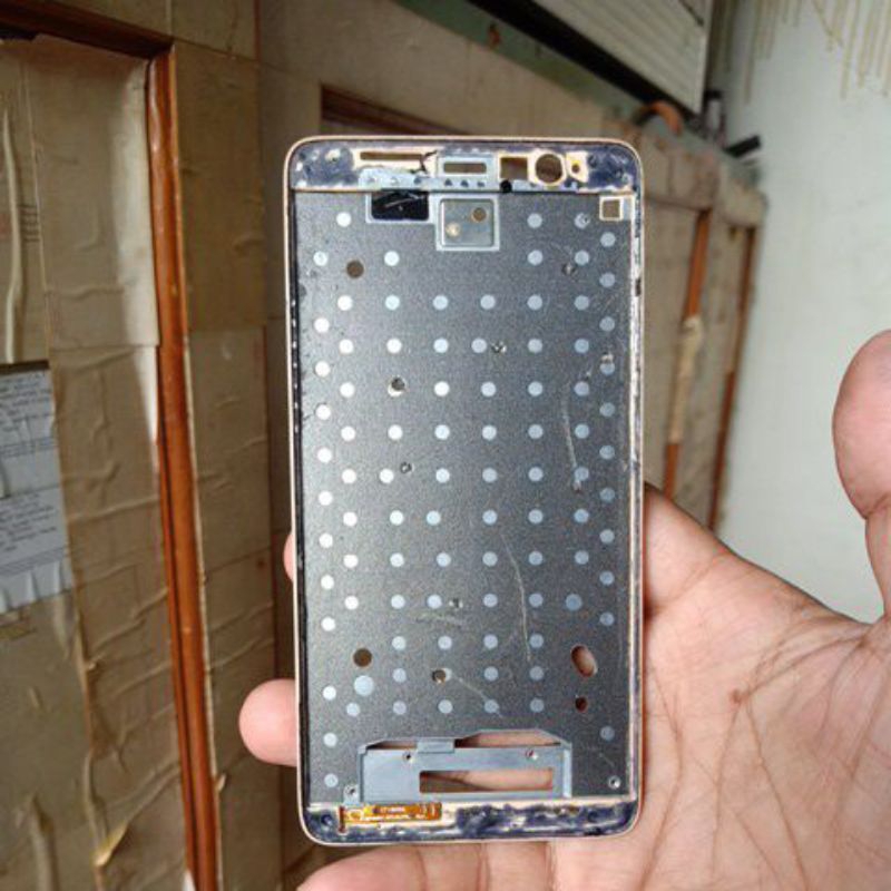 Jual Frame tatakan lcd redmi note 3 bekas Copotan sesuai foto | Shopee ...