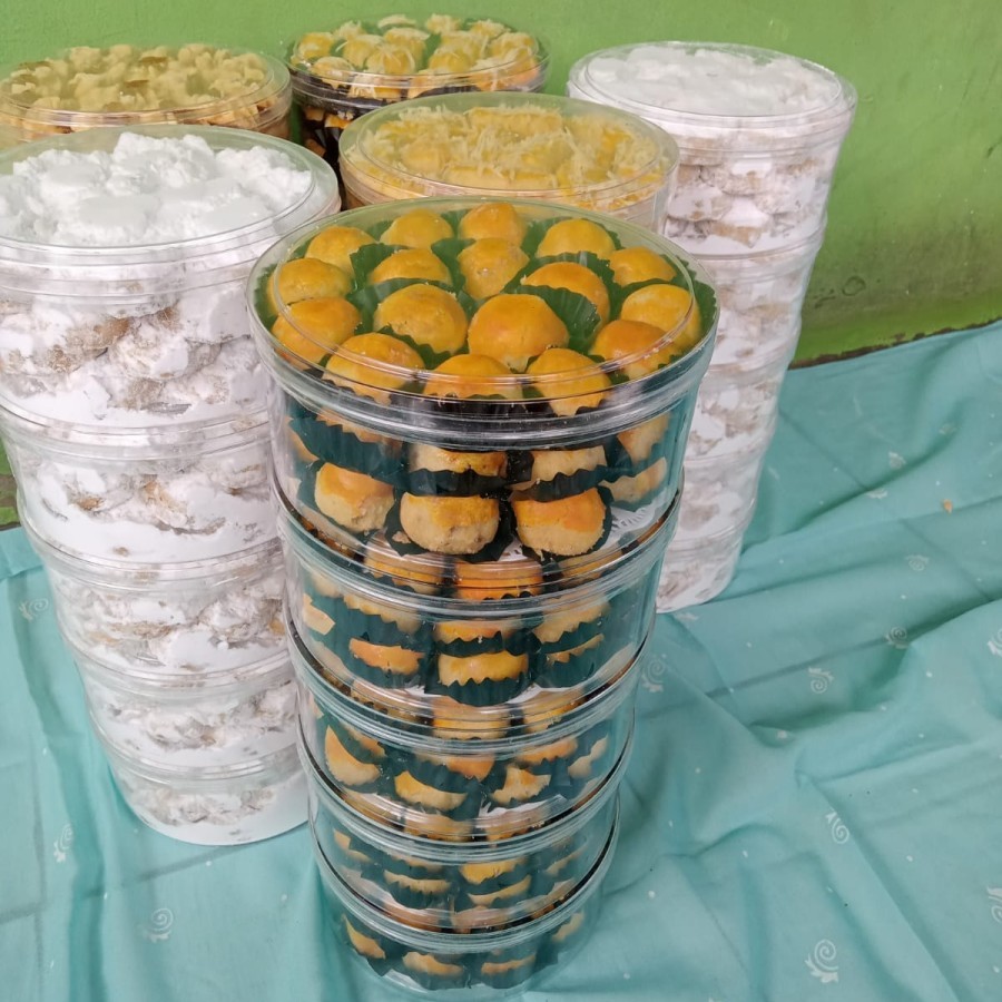 Jual PROMO 3 TOPLES KUE KERING LEBARAN ISTIMEWA 2025 Murah RANDOM - CHOCOCHIP -KUE KACANG-KUE ...