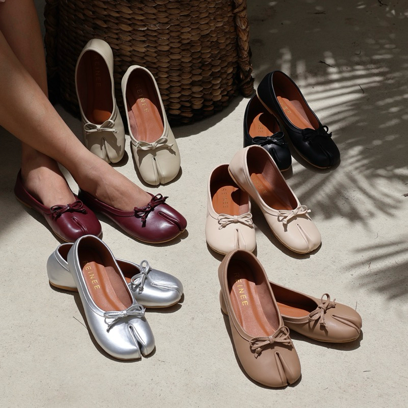 Jual REINEE Solene Tabi Shoes | Sepatu Tabi | Sepatu Flatshoes | Sepatu ...