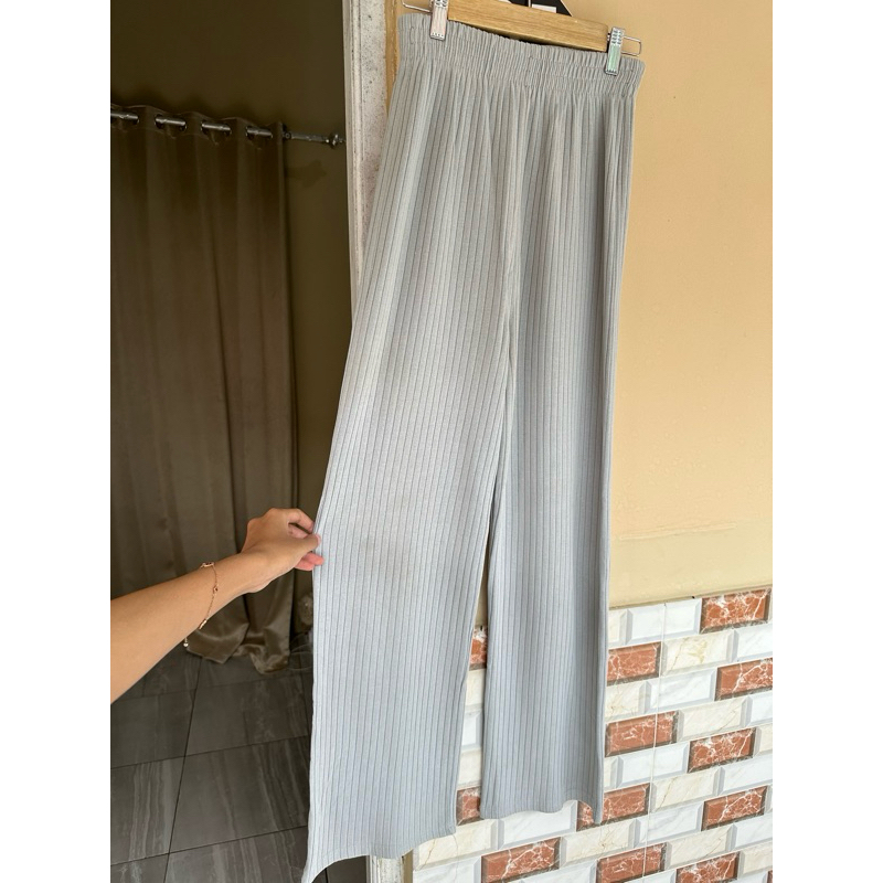 Jual kulot knit tebal abu | Shopee Indonesia