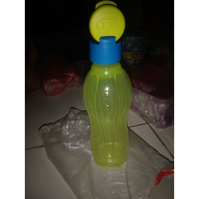 Jual TUPPERWARE ECO BOTTLE 750ML-EDD CAP | Shopee Indonesia