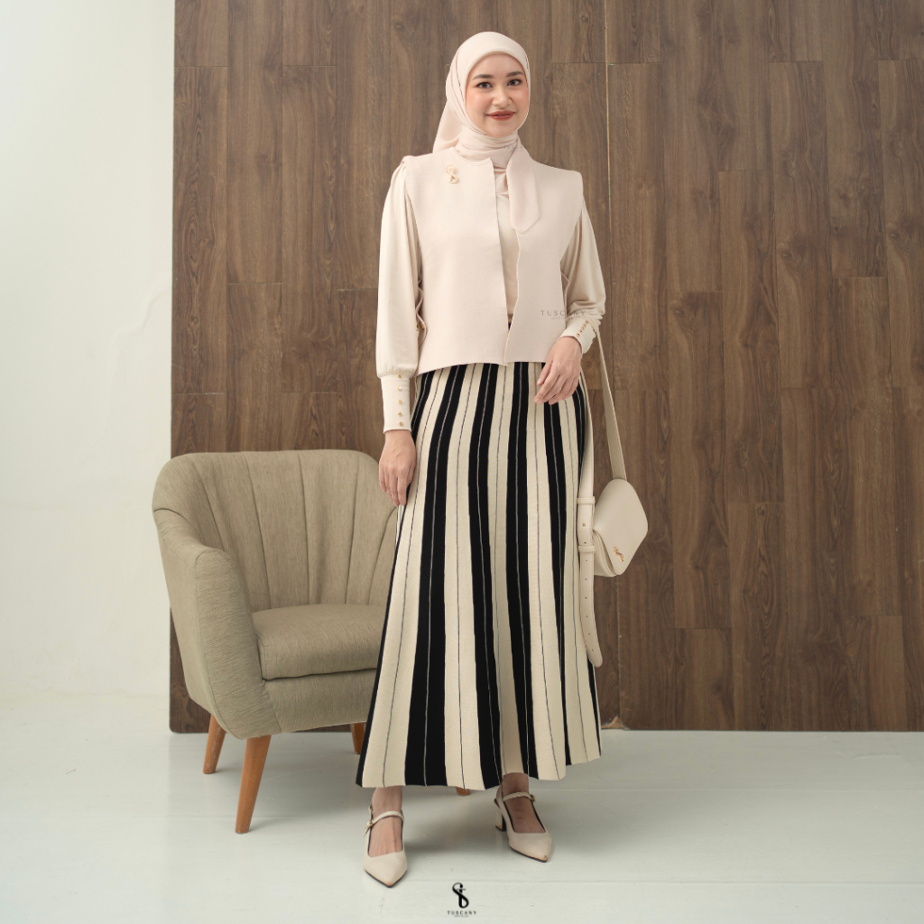 Jual Tuscany Official – Haura Knit Skirt - Rok Rajut Panjang Motif ...
