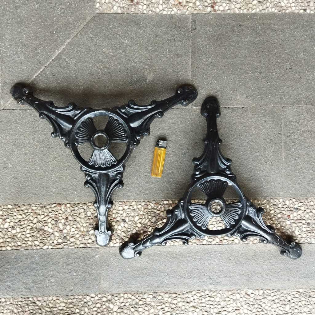 Jual Vintage Sepasang Kaki Meja Besi Ukir Halus | Shopee Indonesia