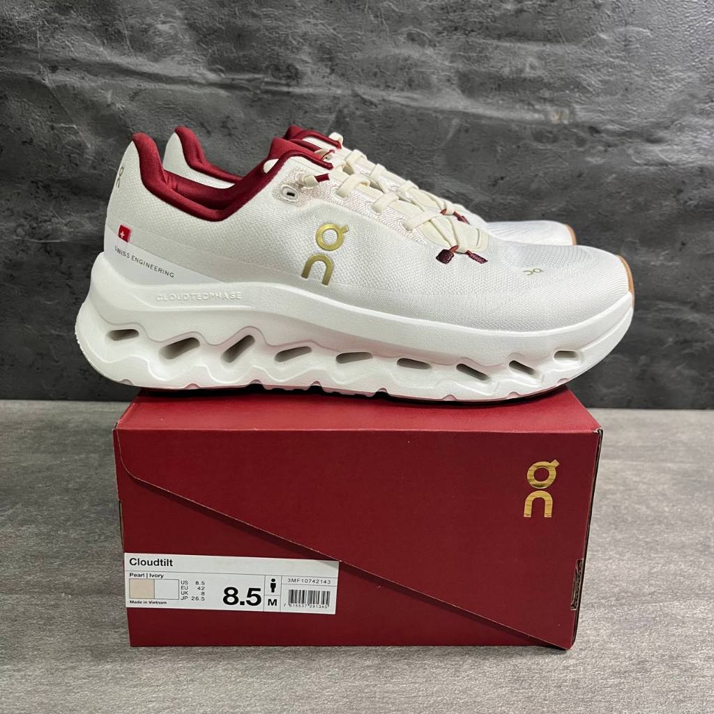 Jual OC/SEPATU RUNNING 0N CLOUD PEARL IVORY/L0EWE X ON RUNNING ...