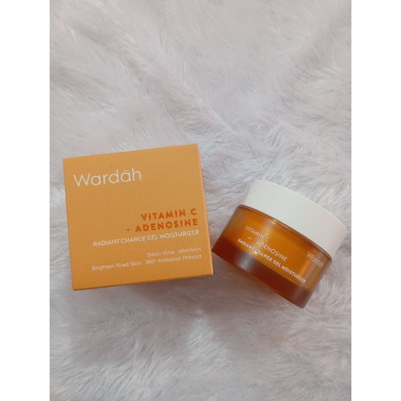Jual Wardah Vitamin C + Adenosine Radiant Charge Gel Moisturizer 30g ...