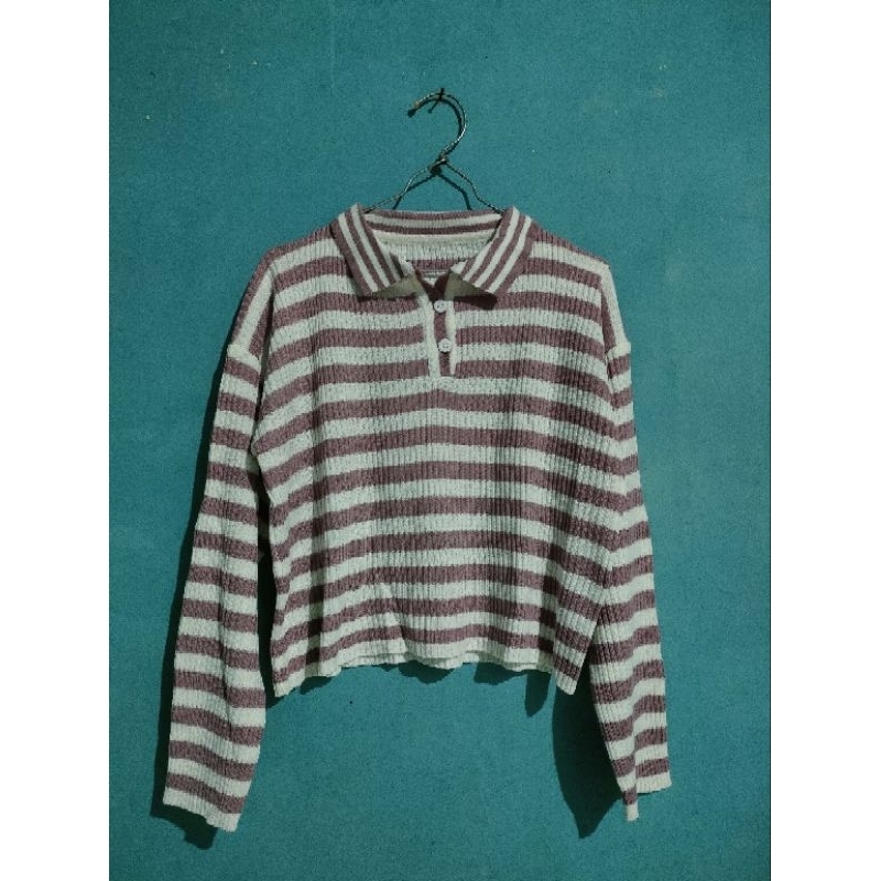 Jual [PRELOVED] knit crop top salur | Shopee Indonesia
