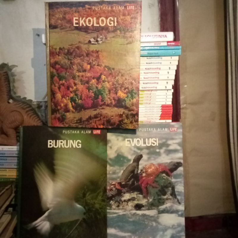 Jual Pustaka Alam Life. Burung, Evolusi, Ekologi Original | Shopee ...