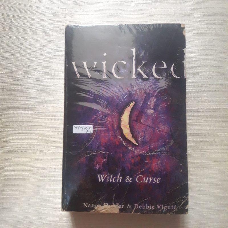 Jual Wicked - witch & curse by Hekker & Debbie Viguie | Shopee Indonesia