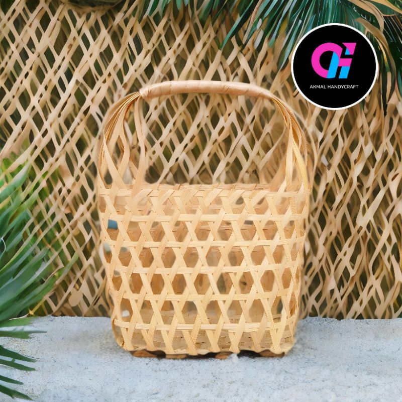 Jual Tas Parsel Anyaman Bambu Warna Natural Tersedia 4 Ukuran. | Shopee ...