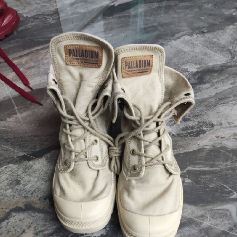Jual Sepatu Palladium bekas pakai zise 40 insole 250 | Shopee Indonesia