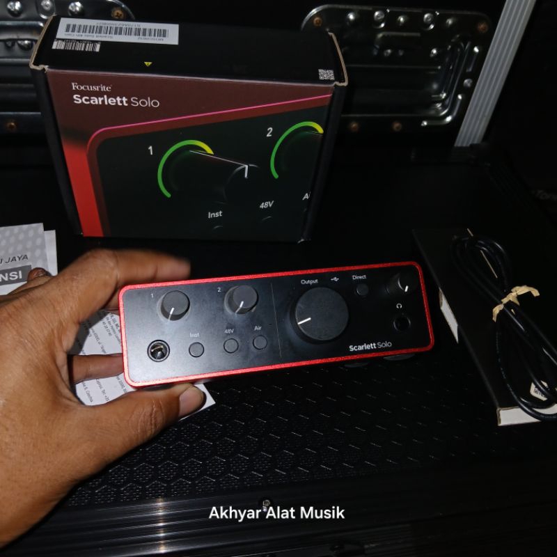 Jual USB Audio Interface Focusrite Scarlett Solo Gen 4 Like New Fullset ...