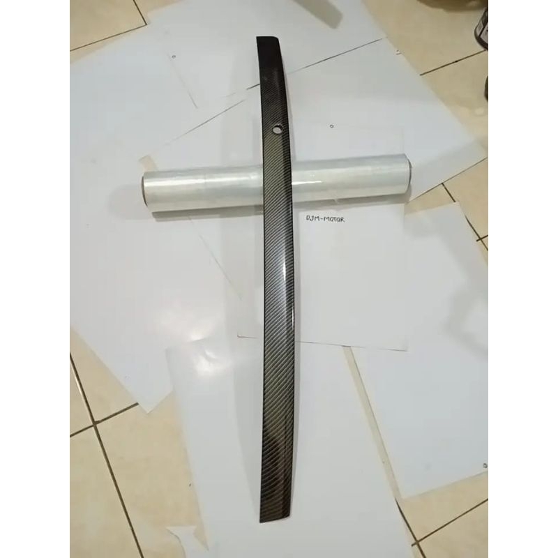 Jual garnish list bagasi Toyota Vios karbon new asli original | Shopee ...