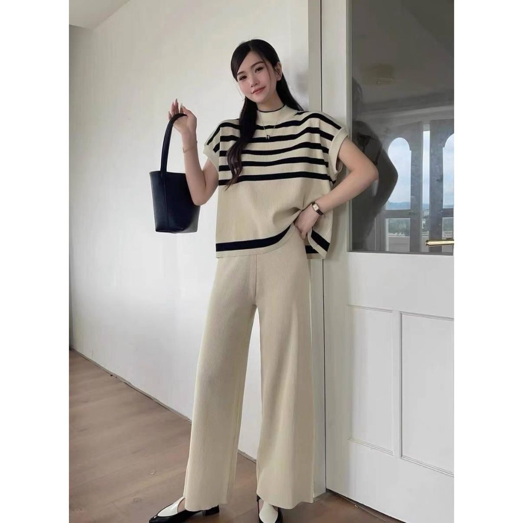 Jual Giselle Set Stripe Turtle Neck Top + Kulot Pants - Set Rajut Knit Wanita | Shopee Indonesia