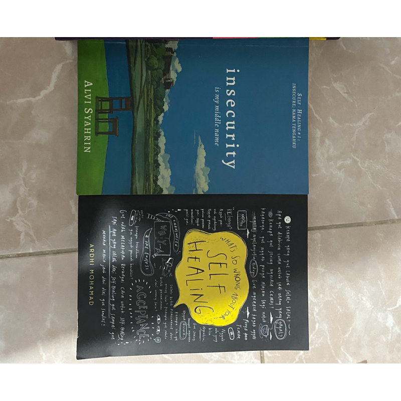 Jual buku insecurity dan self heal | Shopee Indonesia