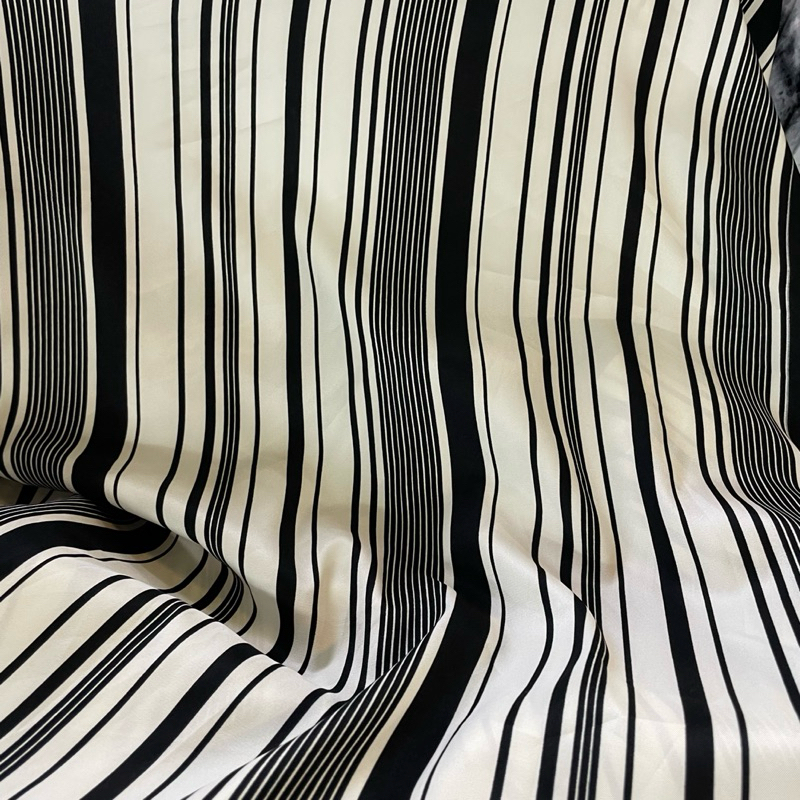 Jual kain baby silk motif salur premium - kain satin baby silk original ...