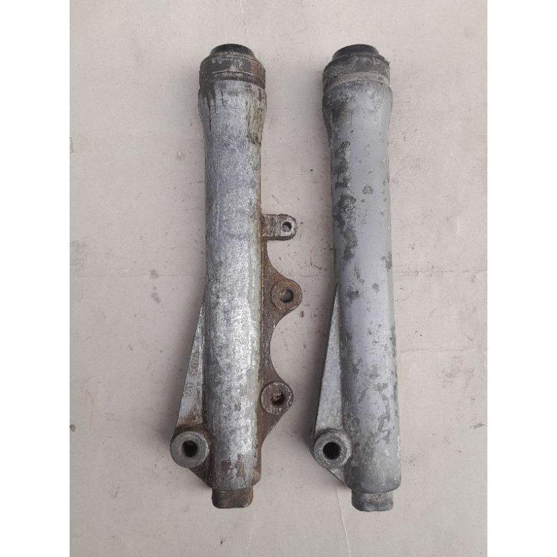 Jual Bottom tabung shock sekok depan Yamaha vega R lama FIZ R original ...