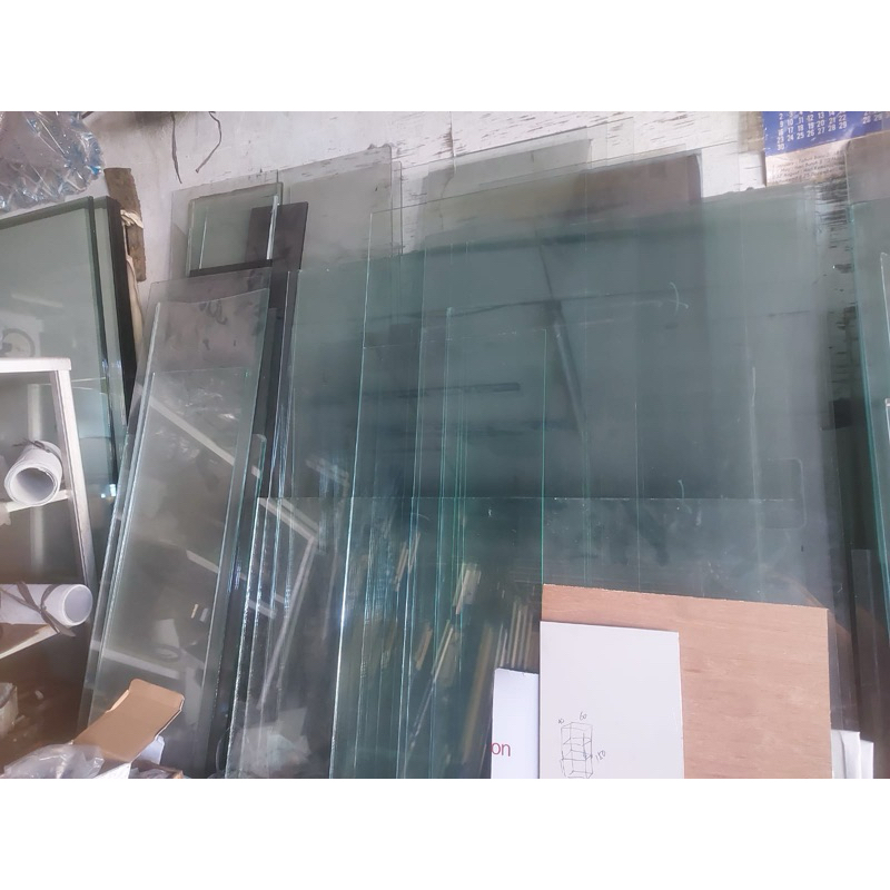 Jual [Custom] Kaca asahi polos tidak termasuk gosok per meter | Shopee ...