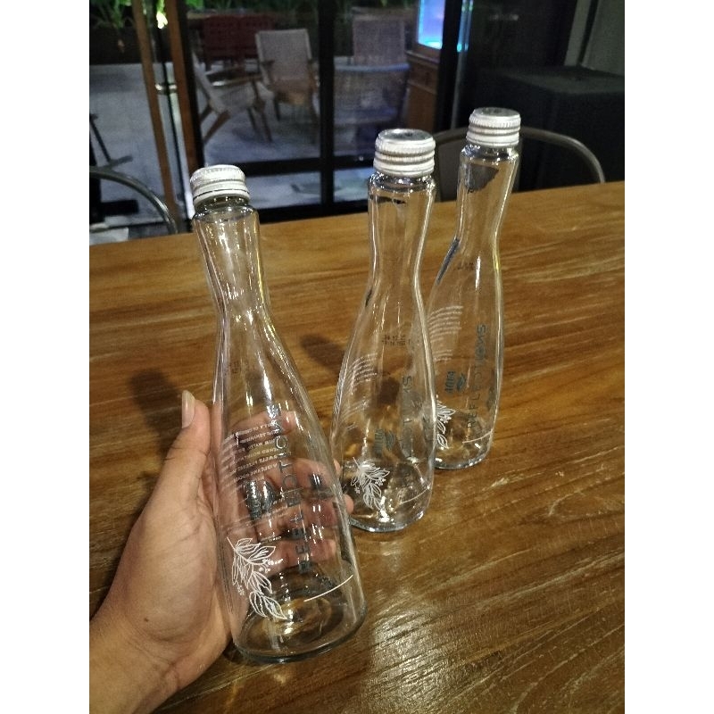 Jual BOTOL KACA AQUA REFLECTION 380 ML KOSONG UNTUK HIASAN VAS BUNGA ...