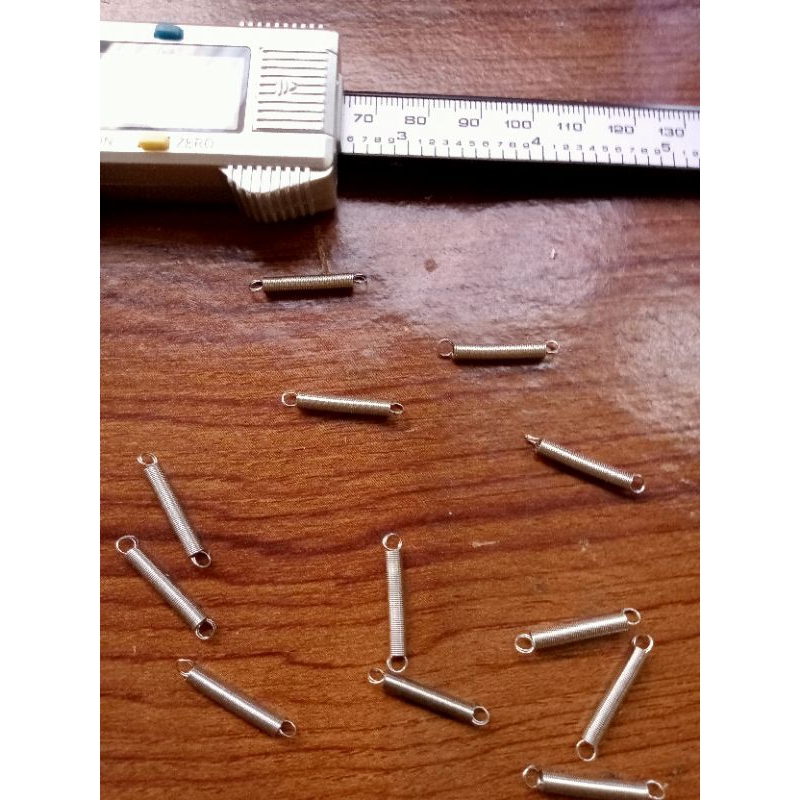 Jual Per Spring Tarik 0,3 mm Stainles Panjang Total 28 mm | Shopee ...
