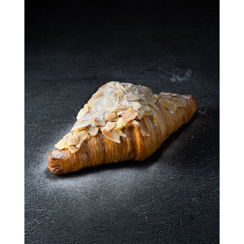 Jual Grams Artisan Almond Croissant | Roti Croissant | Pastry | Roti ...