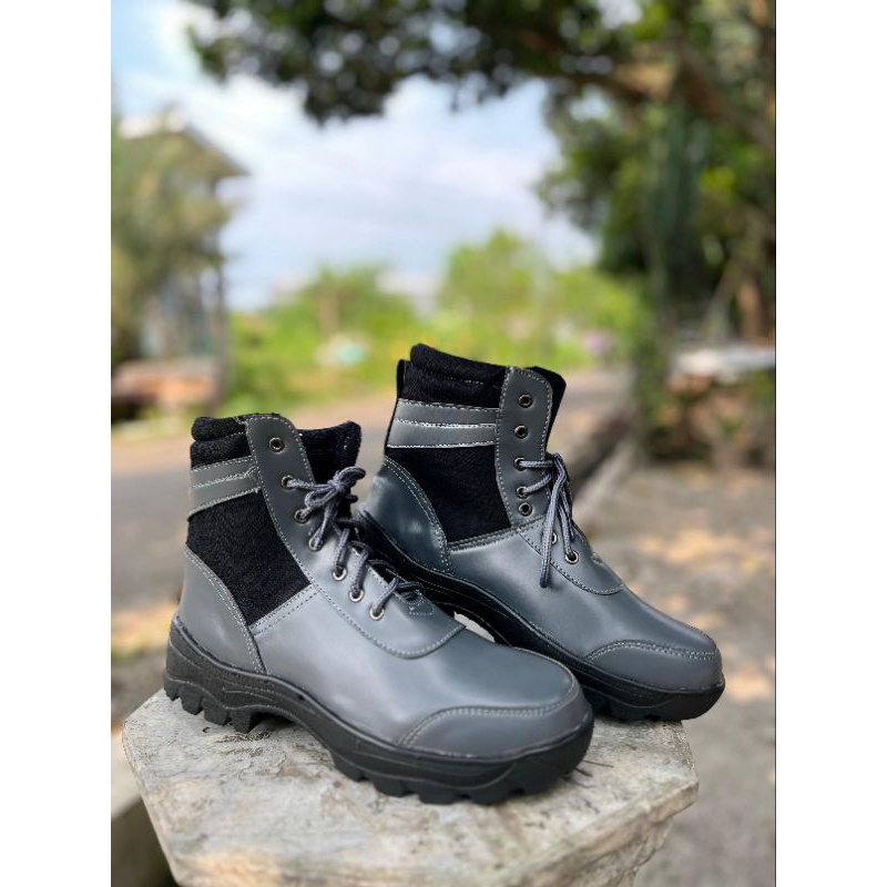 Jual Sepatu Safety "TITAN ARMOR" | Shopee Indonesia