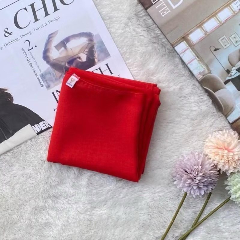 Jual Hijab Segiempat Paris Jadul Merah Cabe Paris Jadul warna merah ...
