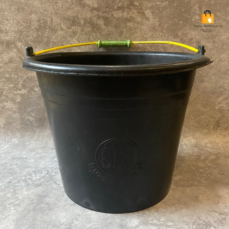 Jual Ember SPJ Cor Hitam Karet ANTI PECAH UK 18 20 22 / Ember Semen ...