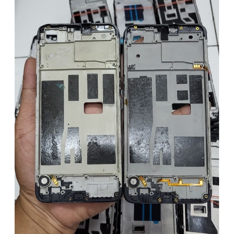 Jual Frame lcd oppo A3s fullset tatakan lcd oppo A3S copotan like new ...