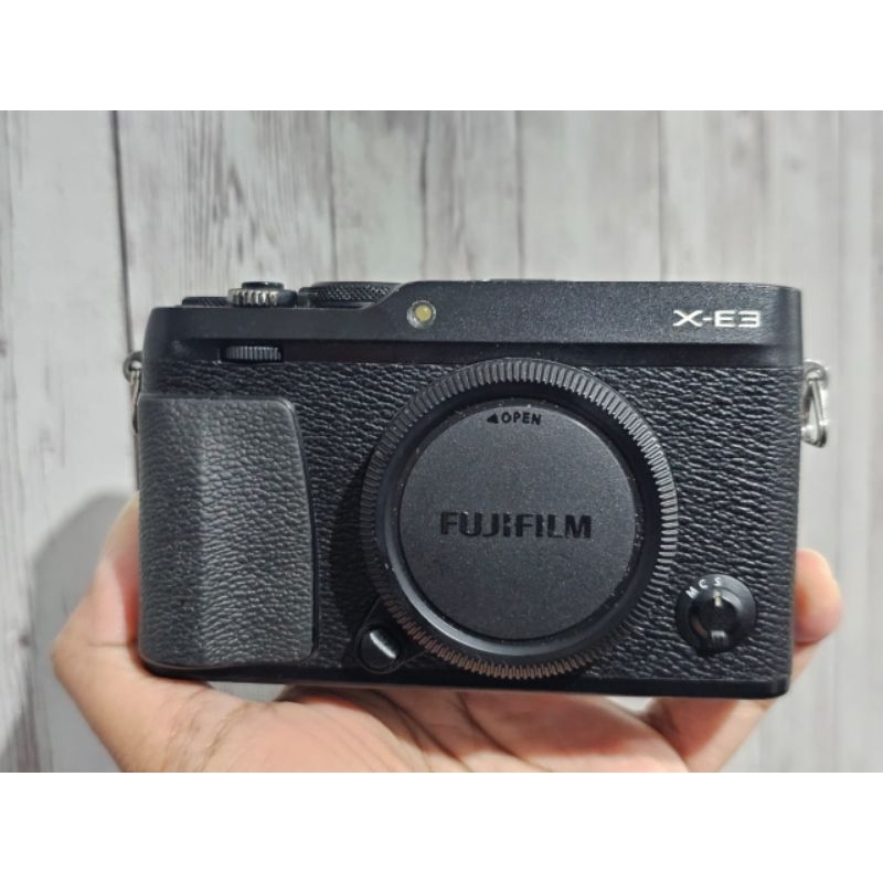 Jual Fujifilm xe3 body only like new | Shopee Indonesia