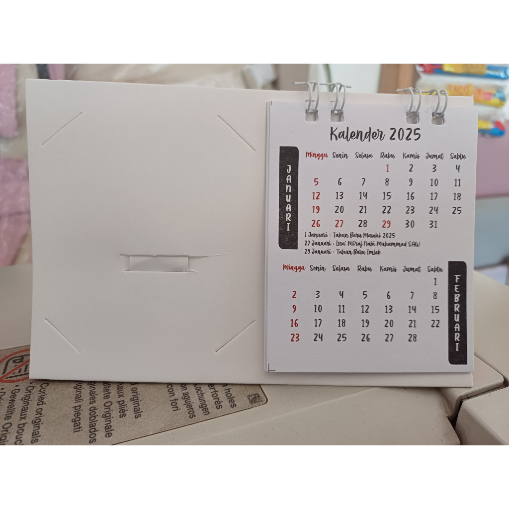 Jual SOUVENIR KALENDER 2026 BINGKAI MINI POLOS BISA PASANG FOTO ...