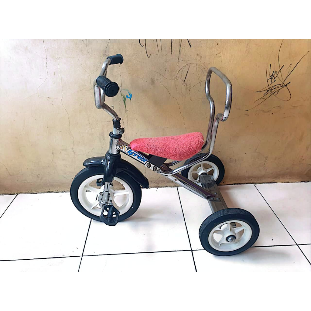 Jual Sepeda Anak Roda Tiga Alfrex Sandaran Chrome Stainless | Shopee ...