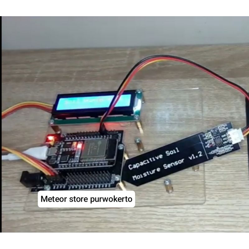 Jual monitoring kelembaban tanah dengan esp32 sensor soil moisture ...