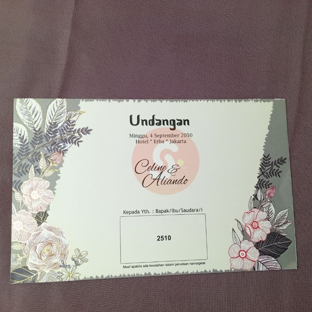 Jual Undangan Pernikahan Bunga Rustik Ada Foil Emasnya Dibunganya ...