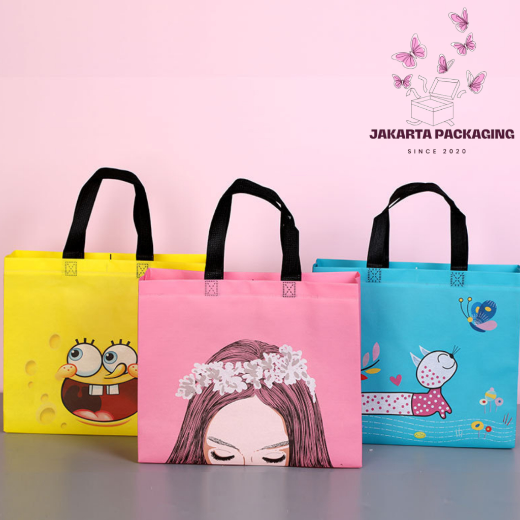 Jual Goodie Bag Kartun Dan Banyak Motif Lucu Serbaguna Uk Besar Dan ...
