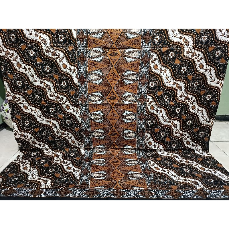 Jual Sarung Batik pekalongan/sarung batik/batik/motif Ayam cemani,seno ...