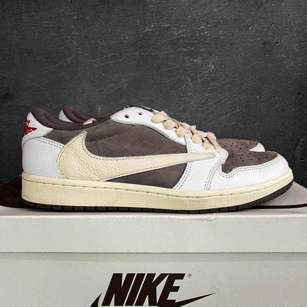 Jual AJ 1 L0W TRAVIS SCOTT REVERSE MOCHA | Shopee Indonesia