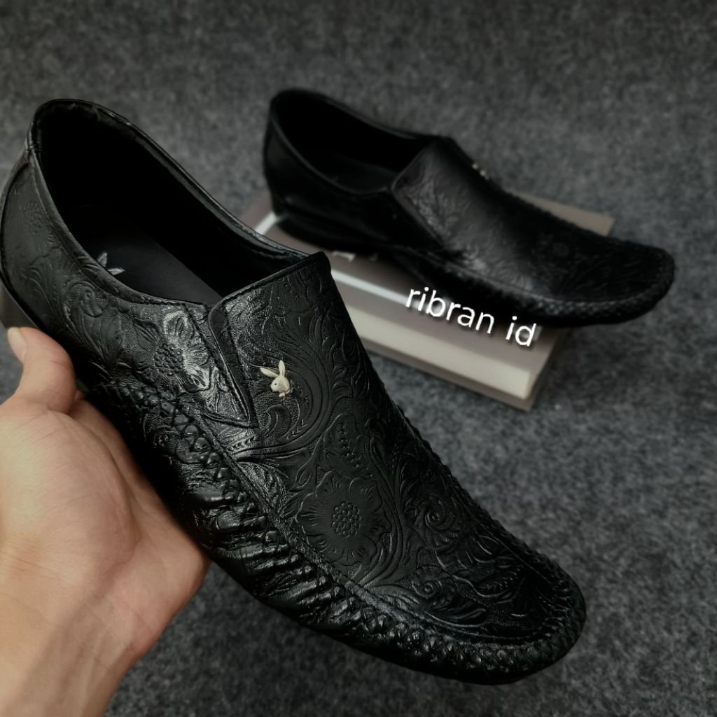 Jual Sepatu Pantofel Playboy Pria Kulit Asli Motif Batik Sol Tanam ...