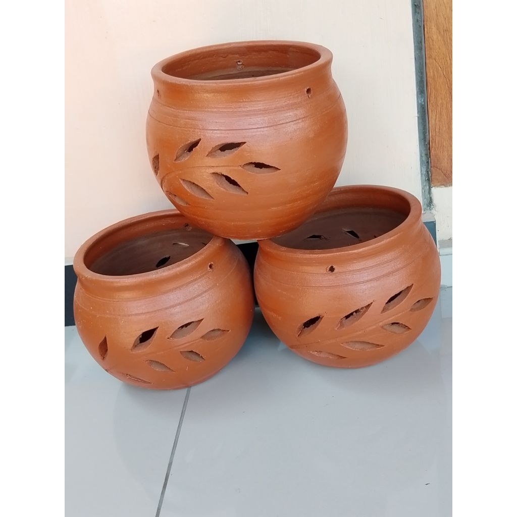 Jual pot kendi pot tanah liat pot gendok pot teracotta pot anggrek ...