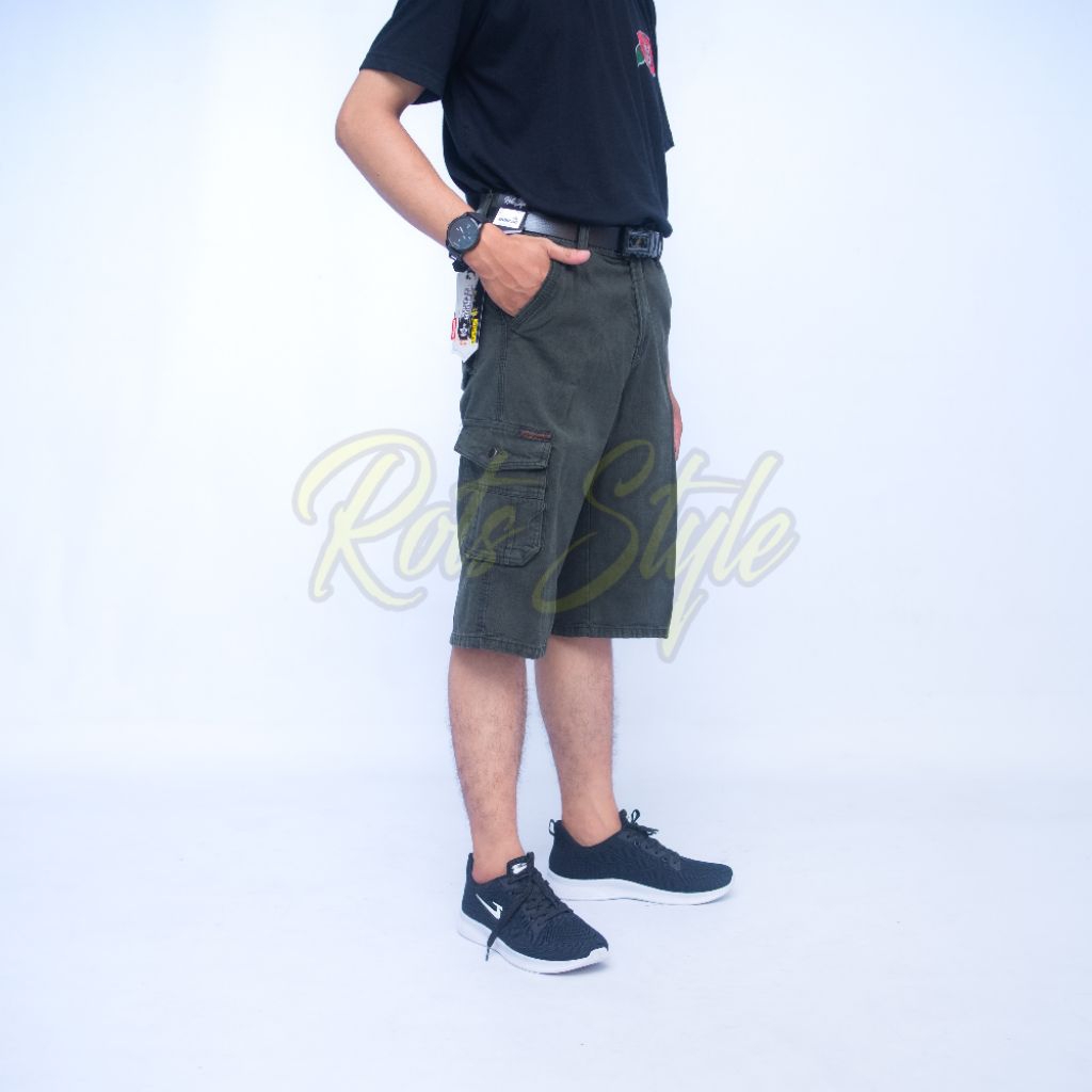 Jual CELANA CARGO PENDEK 3/4 bawah lututCELANA TEBAL/CELANA CARGO GUNUNG celana cargo pendek ...