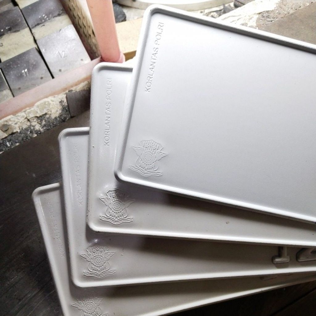 Jual Plat mobil original bahan ASLI reflective (cetak sesuai request ...