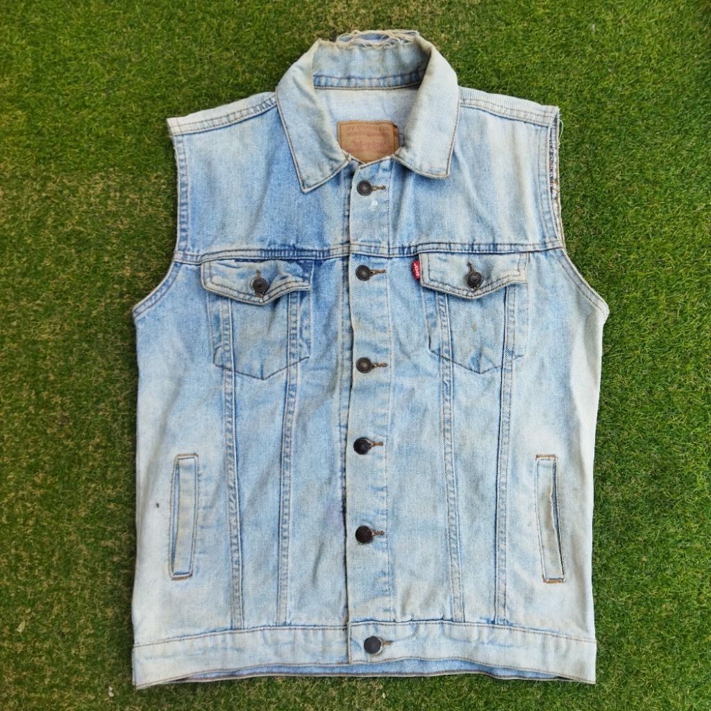 Jual Rompi / Vest Denim Levis reeved | Shopee Indonesia
