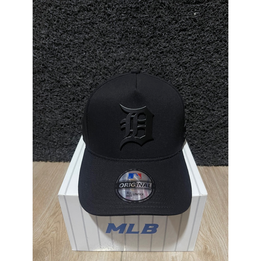 Jual Topi Premium Pria Wanita Logo Plat Besi Detroit Black On Black ...