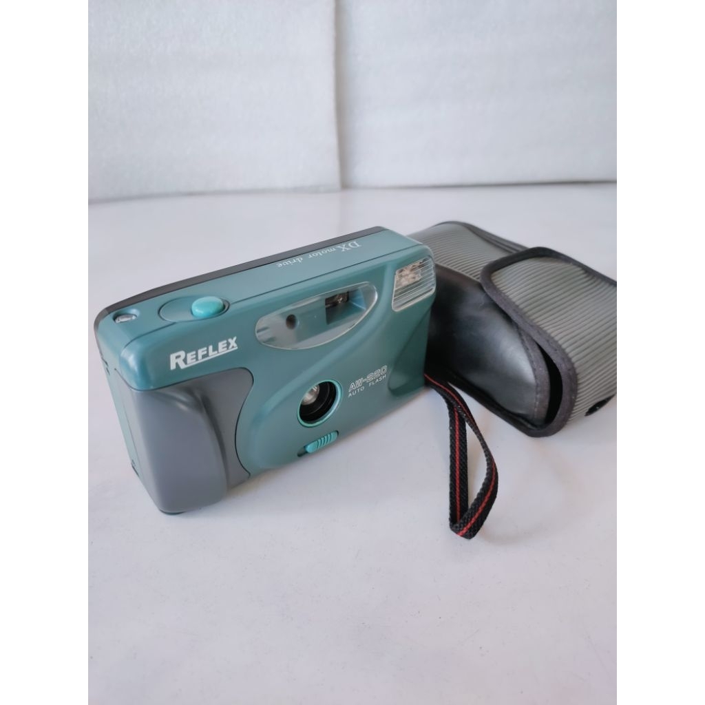 Jual Kamera analog vintage Reflex AW220 DX auto flash classic camera ...