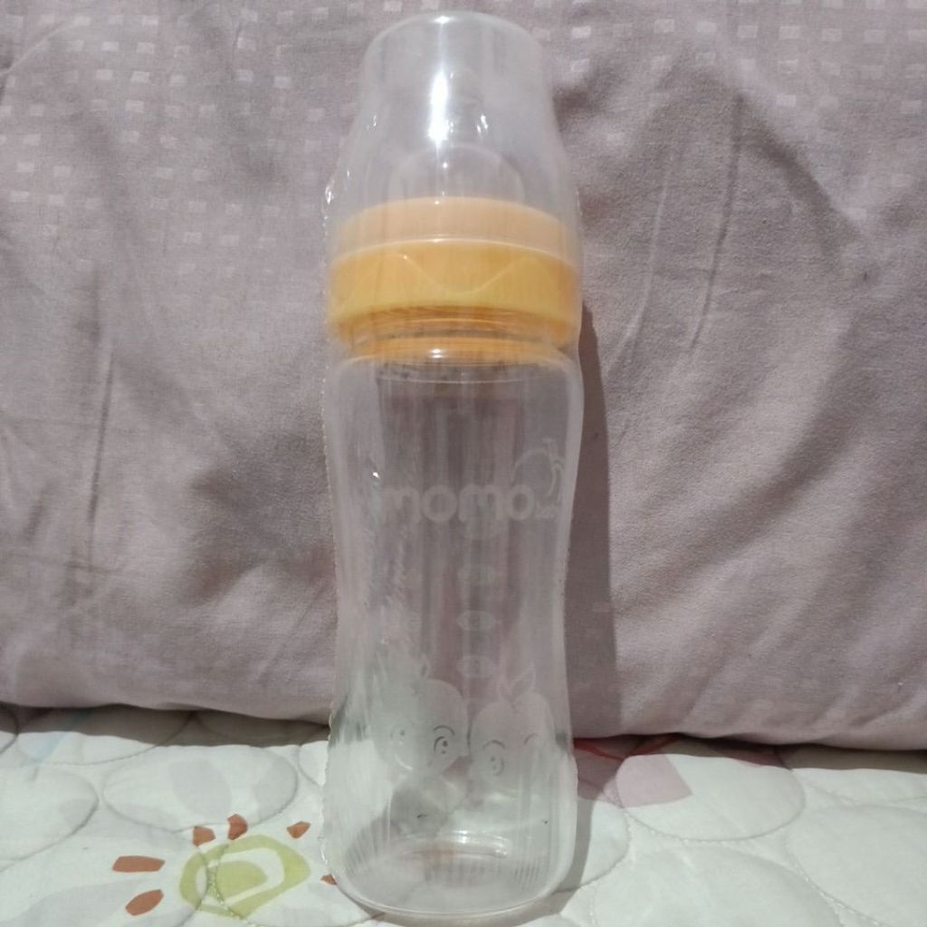 Jual Botol Susu/ DOT Bayi Brand MOMO Baby Kapasitas 260Ml/ 9 oz ...