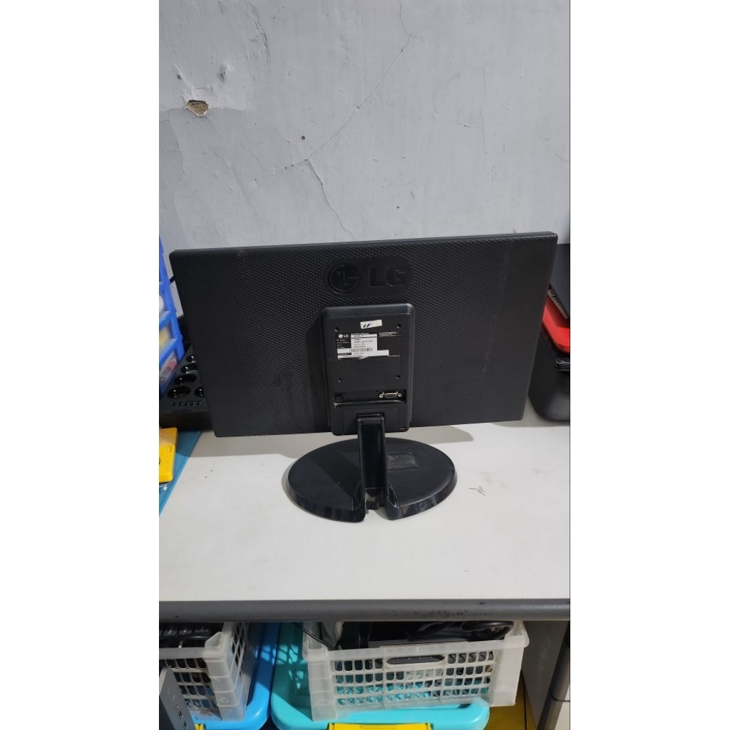 Jual Monitor LG 19 inch Widescreen Normal | Shopee Indonesia