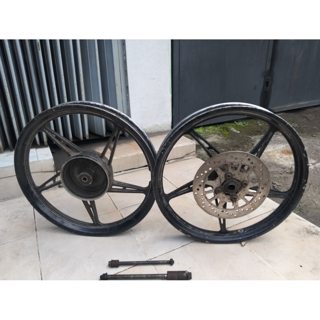 Jual Velg set Jupiter Z new/robot/salip/Z1/MX old original | Shopee ...
