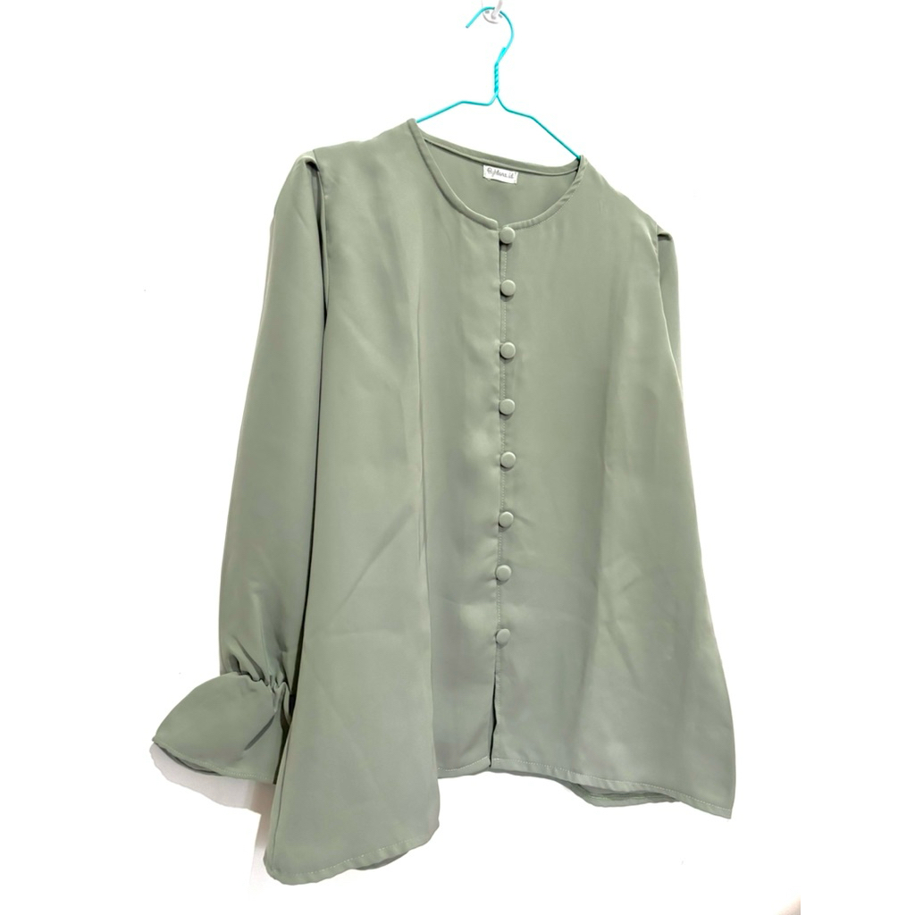 Jual Preloved Blouse Sage | Shopee Indonesia